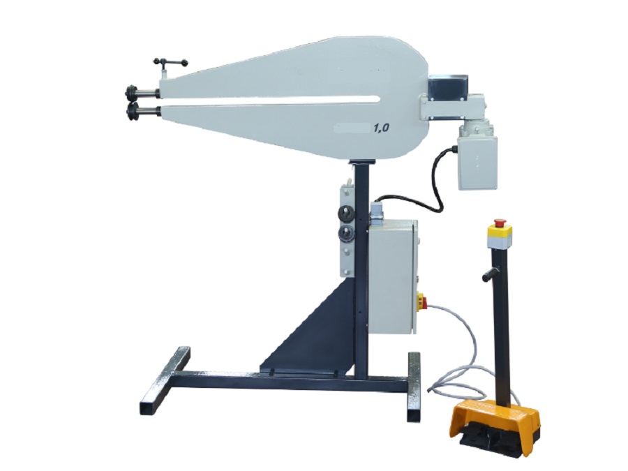 Swagers: Standard range manual deep throat swaging machines